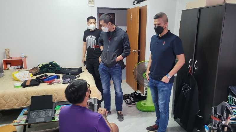 สืบภาค8จับเครือข่ายเว็บพนัน www.ufa666.win | Police News Varieties